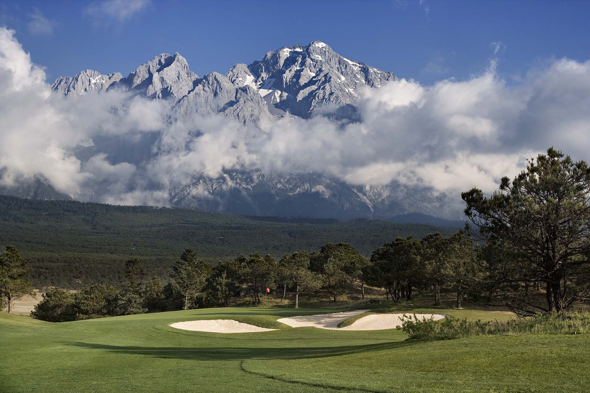 Jade Dragon Snow Mountain Golf Club (Câu lạc bộ golf Jade Dragon Snow ...