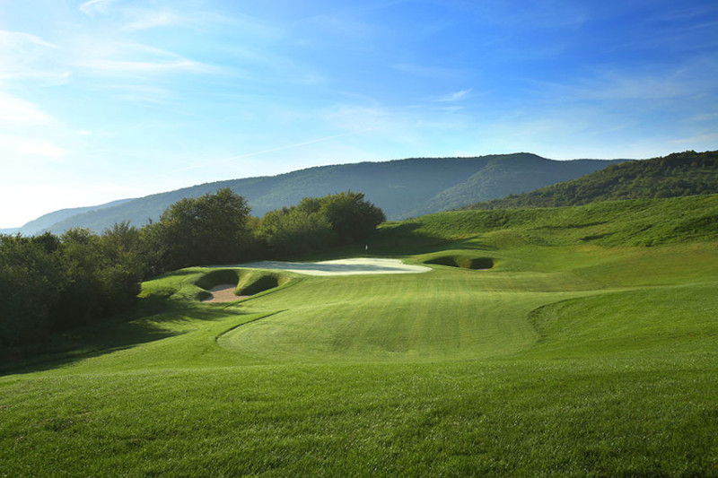 Khám phá sân golf tuyệt đẹp tại Azerbaijan | Du lịch golf tour